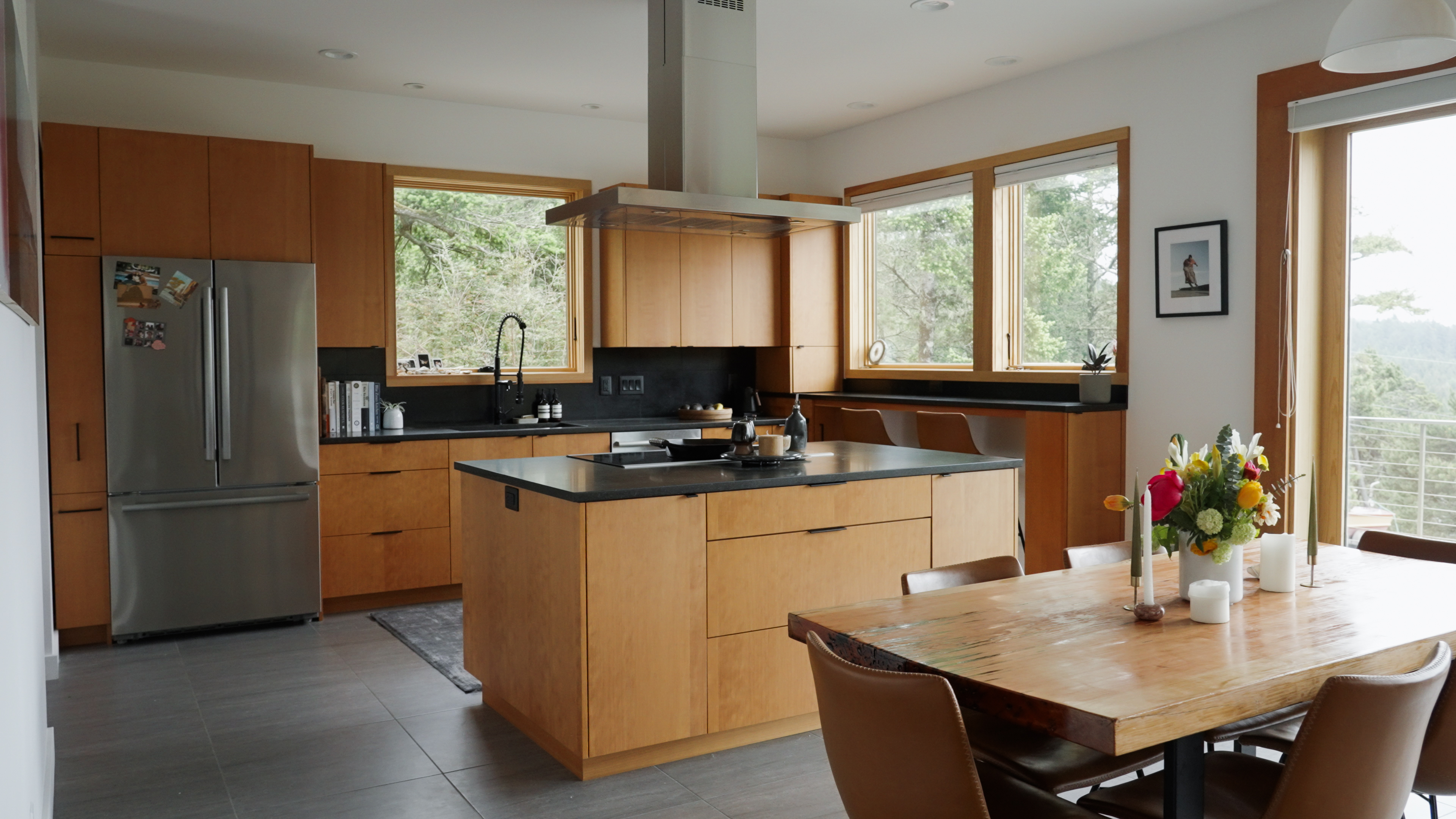 How this Photographer Manifested His Dream Home on the Oregon Coast ...