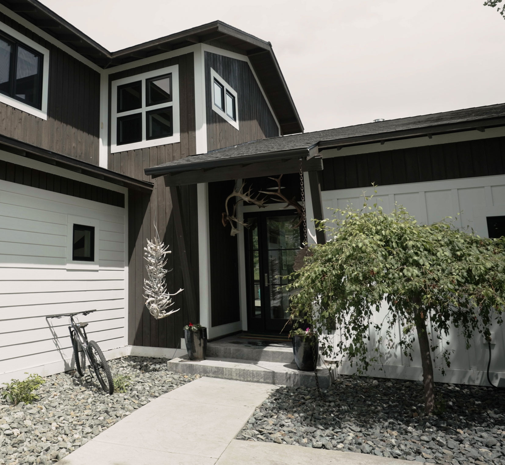 Steve Rinella of MeatEater shares his home | Huckberry