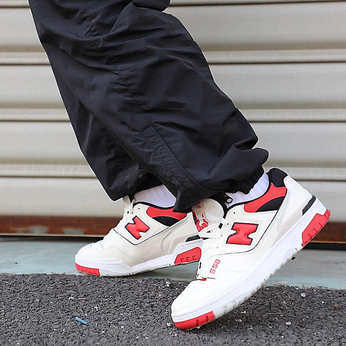 red new balance 550