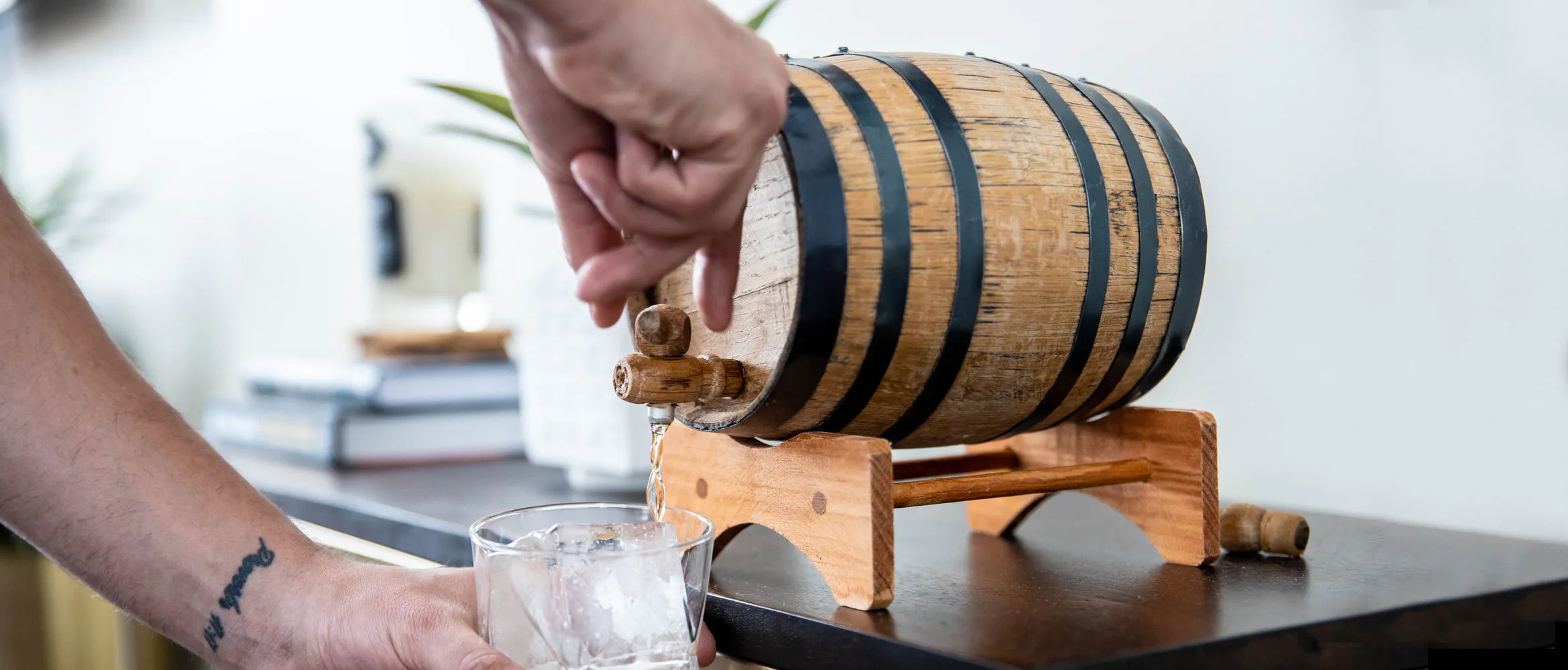 How to Make Barrel-aged Cocktails at Home | Huckberry